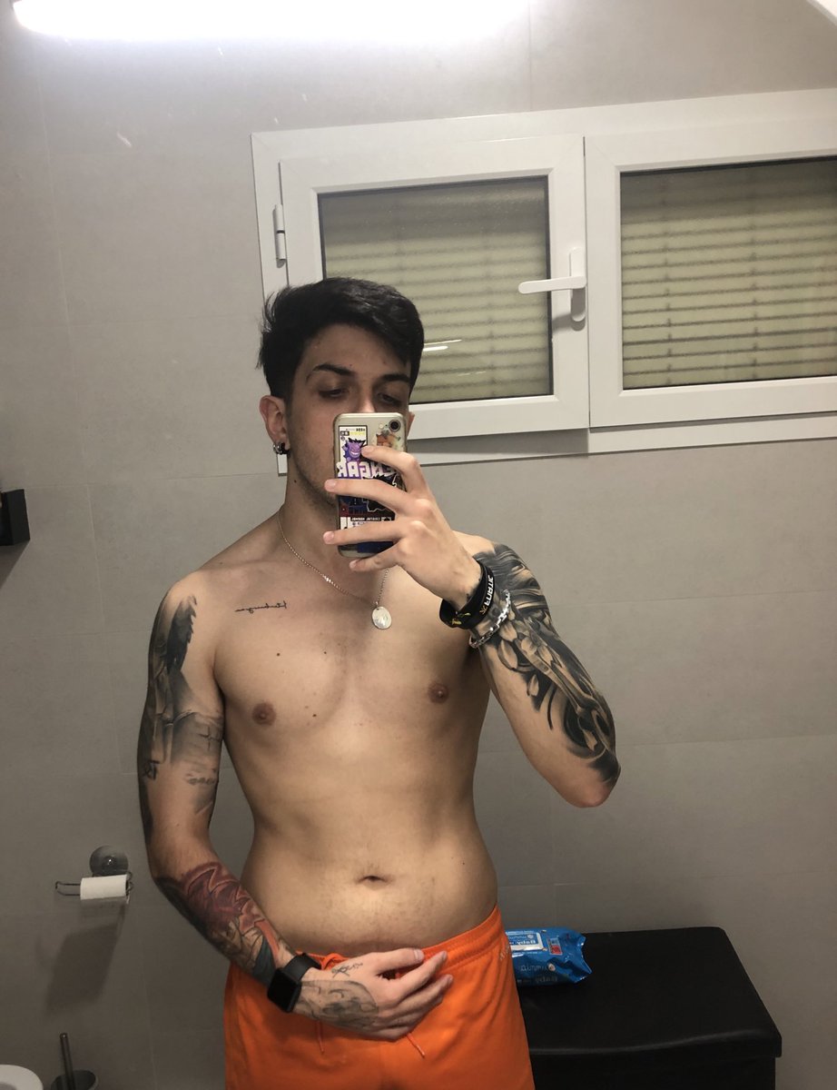 𝕽𝖔𝖈𝖍𝖆 ♤ on Twitter: "Hola (sin ofender)"