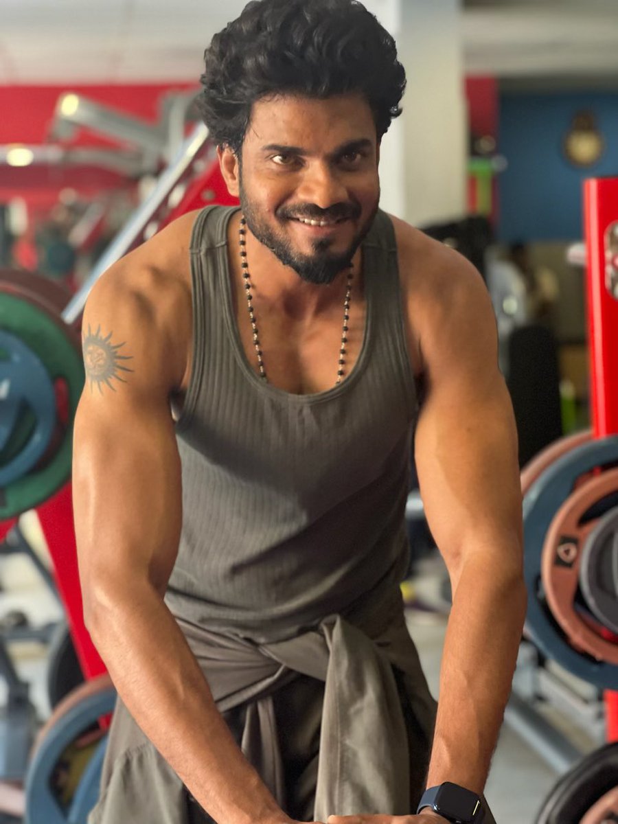 சினிமா தமிழ் சினிமா on Twitter: "#MuraliRadhakrishnan 💪🏻"