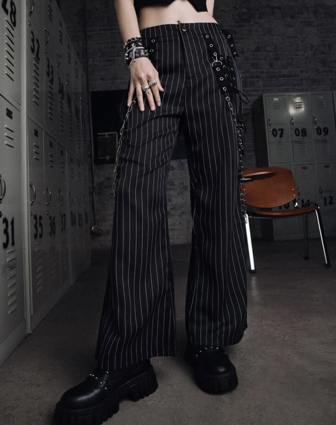 aIex ♡s dev on Twitter: "pants ; fav female character!! el • max robin • nancy https://t.co ...