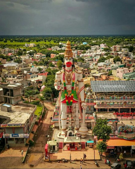 12 Incredibly Beautiful and Divine Murtis of Bhagwan Hanuman in India ...