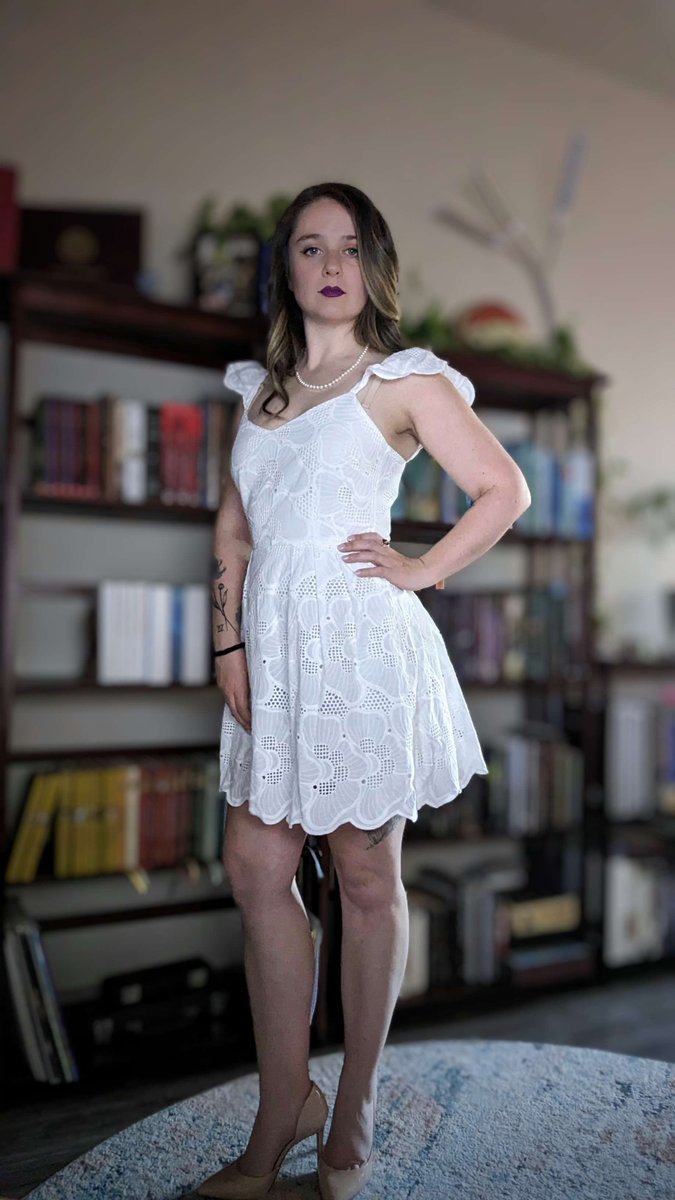 Mistress Elle On Twitter Who Wants To Be My Chauffeur To The Ballet