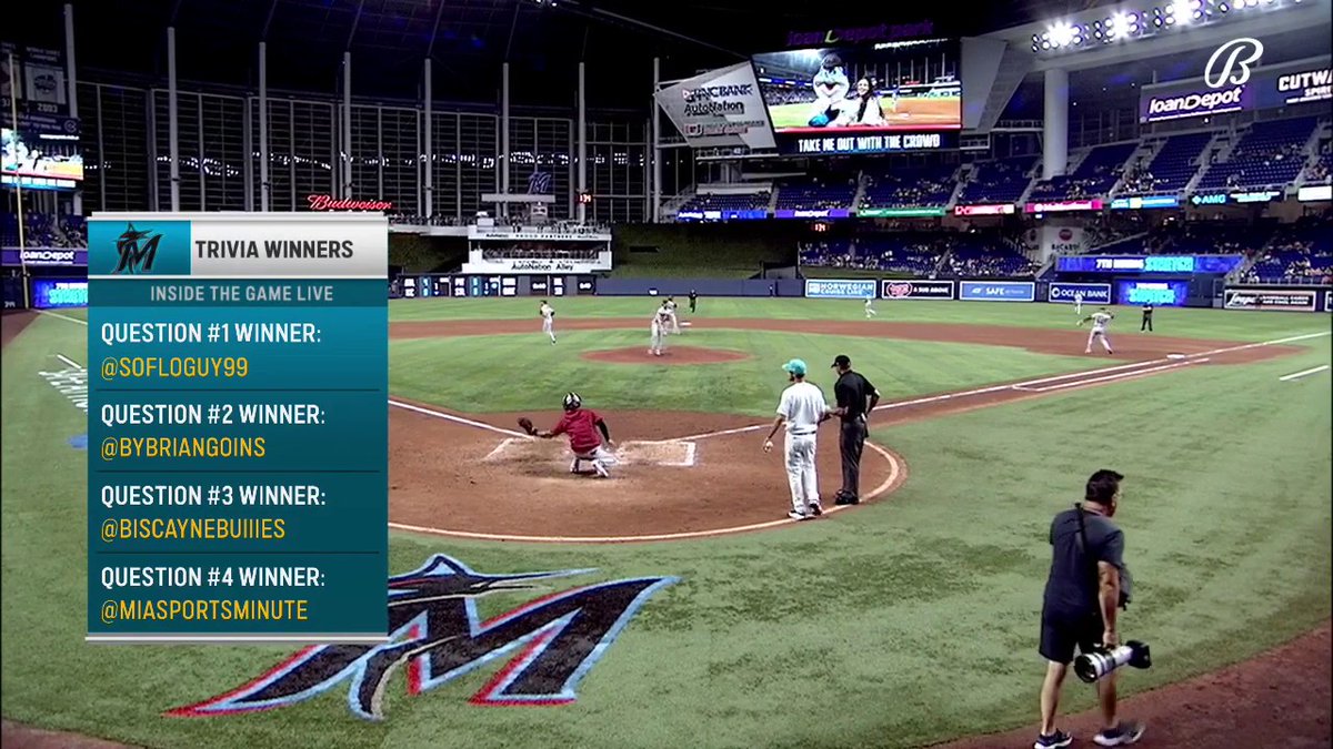 Diamondbacks at Marlins / Twitter