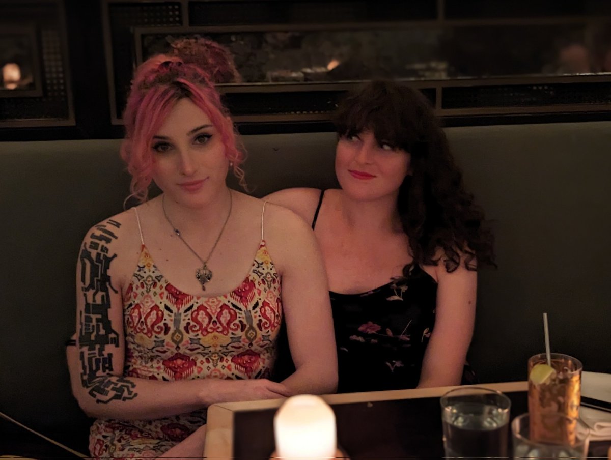 Mia Moore On Twitter Two Trans Girls On A Date In A Restaurant With