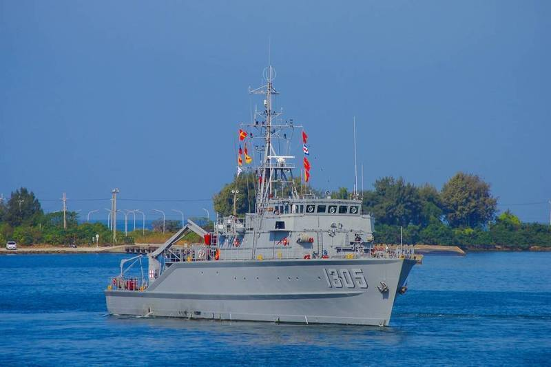 新台灣國防軍事網 on Twitter: "反制水雷作戰 海軍：已規劃採無人儎台搭載獵雷裝具 https://def.ltn.com.tw/article/breakingnews ...