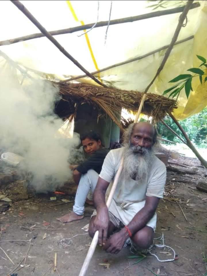 Lalit Tatu On Twitter Rt Jaikyyadav16 ये रामबरन यादव हैं पैर से