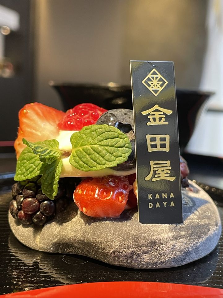 RETRIP＜グルメ＞ on Twitter: "もちもち食感の中からあふれる多幸感...！日本全国の“進化系大福スイーツ”7選 https://rtrp.jp/articles/137528/…"