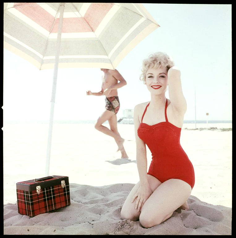 Notablephotos On Twitter Venetia Stevenson 1950s