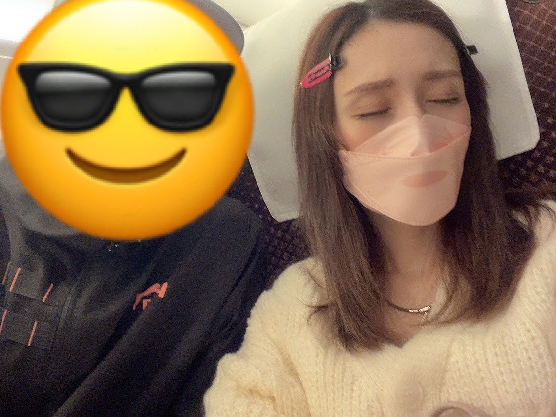 AVプロダクション C-more 代表🙋‍♀️ 兼 裸の王様👑 on Twitter: "JULIAちゃんの寝顔シリーズ😎 @JULIA_1stid の寝顔を勝手に撮って… 勝手にアップして ...