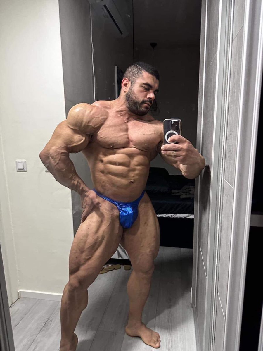 Graham Smith on Twitter: "Sahar Kazes"