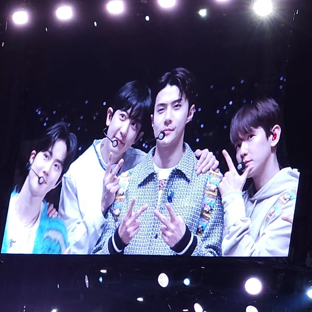 xoxoloeypark (lagi skripsian)😀 on Twitter: "230415 EXO CHANNEL THE BEST D1 BRITHDAY SEHUN 🧡🐣 # ...