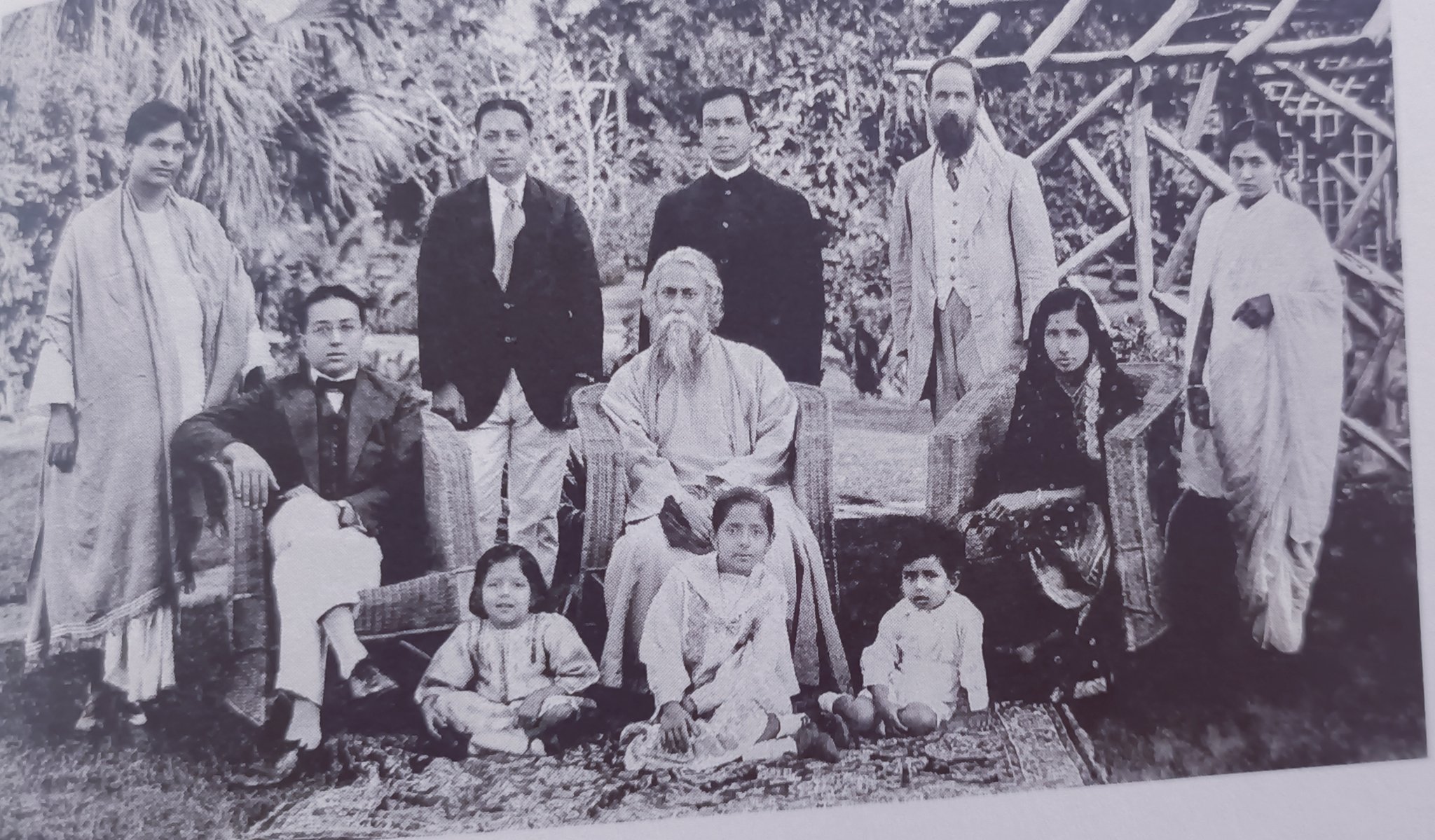 Familia Rabindranath Tagore Remembering Tagore's 1924 Trip To China