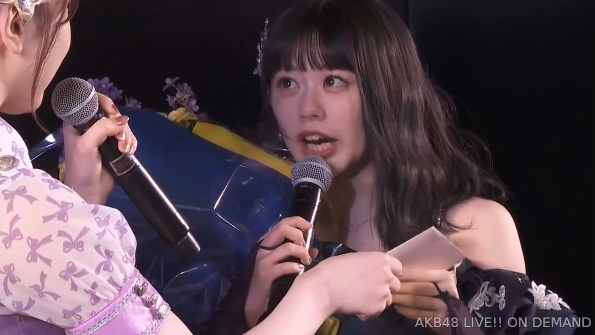 AKB48＠メモリスト on Twitter: "永野芹佳さんより花束贈呈 そして永野芹佳さんと大西桃香さんが書いたお手紙もプレゼントされる ...