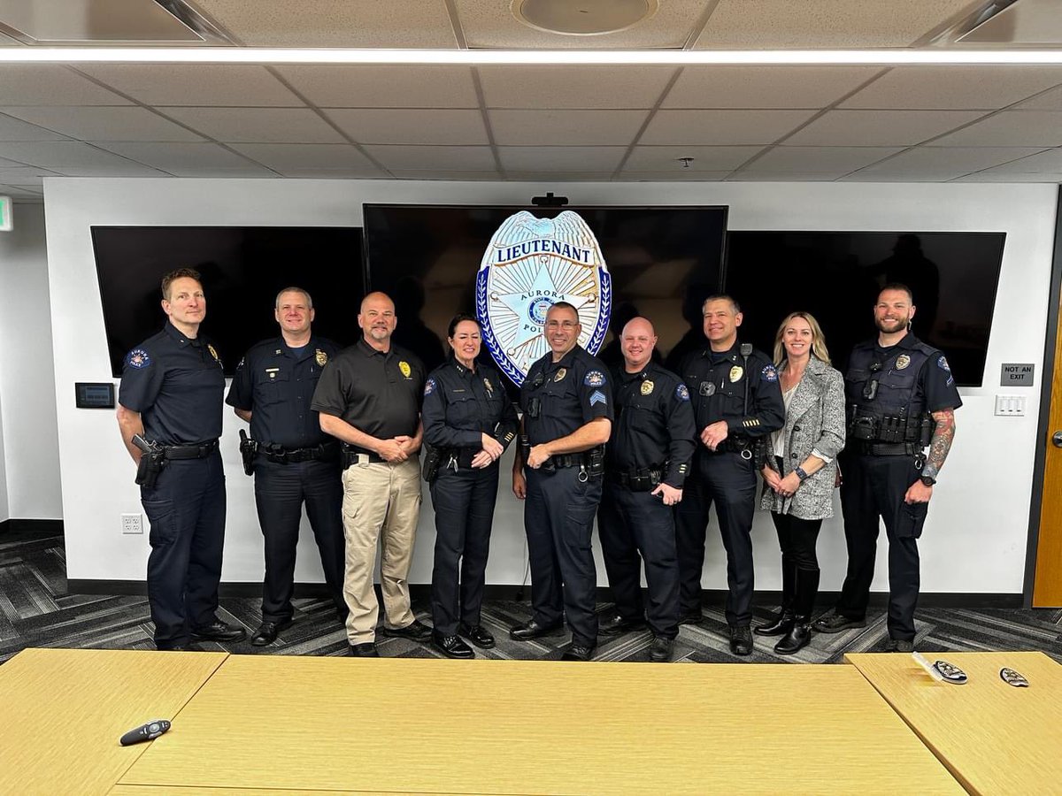 Aurora Police Dept On Twitter Congratulations Are In Order For Our