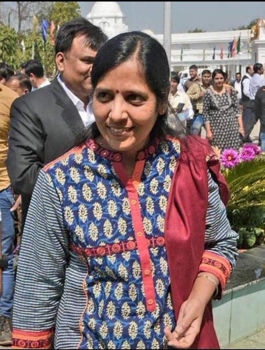 Fringe Balsara on Twitter: "Meet Rabri Devi of Delhi 😁 Rabri Devi became the CM after her ...