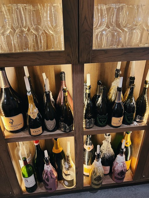 TW Pornstars - Vivienne Cole. The most retweeted pictures and videos ...