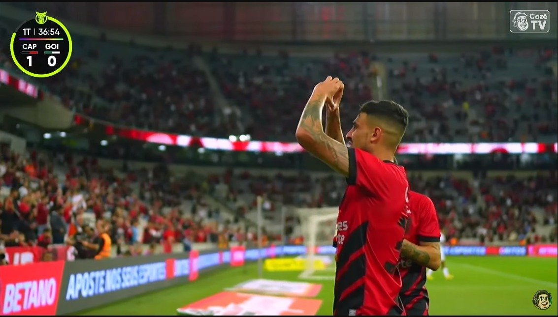 CazéTV on Twitter: "O Pedro Henrique ASMOU o nosso placar novo, tanto que até mandou um 🫶 pra ...