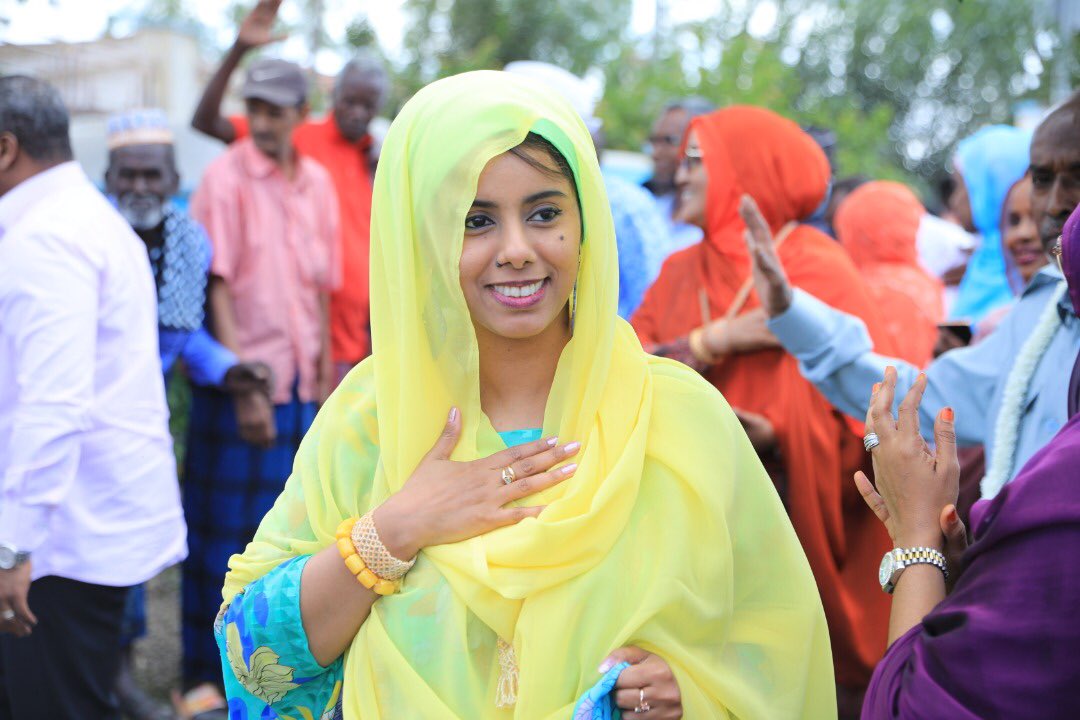 Alexis Mohamed on Twitter: "OULOUFA ISMAIL ABDO, UNE MINISTRE CENTRALE DU GOUVERNEMENT Le ...