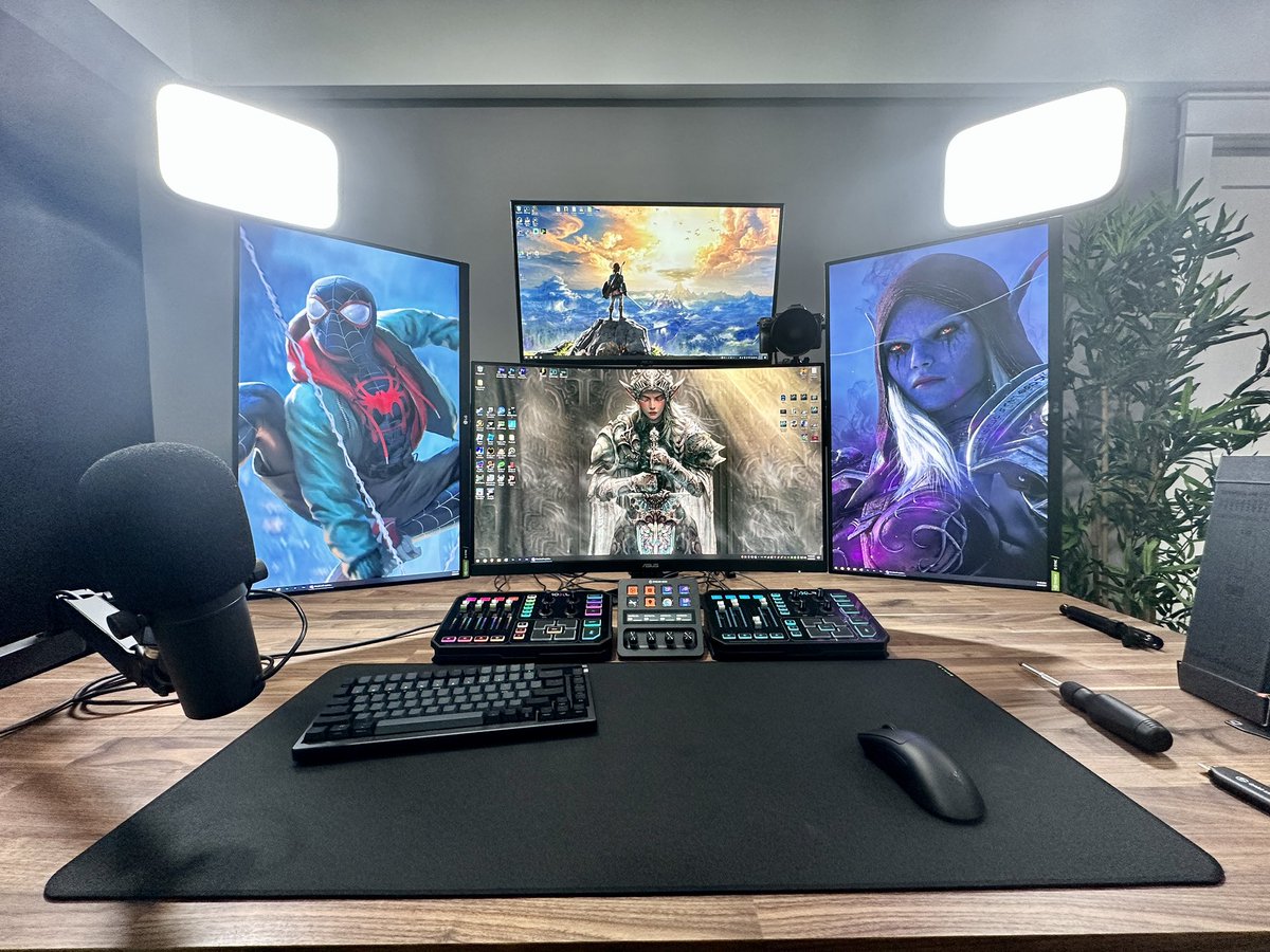 BendBricks🇺🇸🇺🇦 on Twitter: "RT @KreekCraft: NEW OFFICE PROGRESS 🪛🔩"