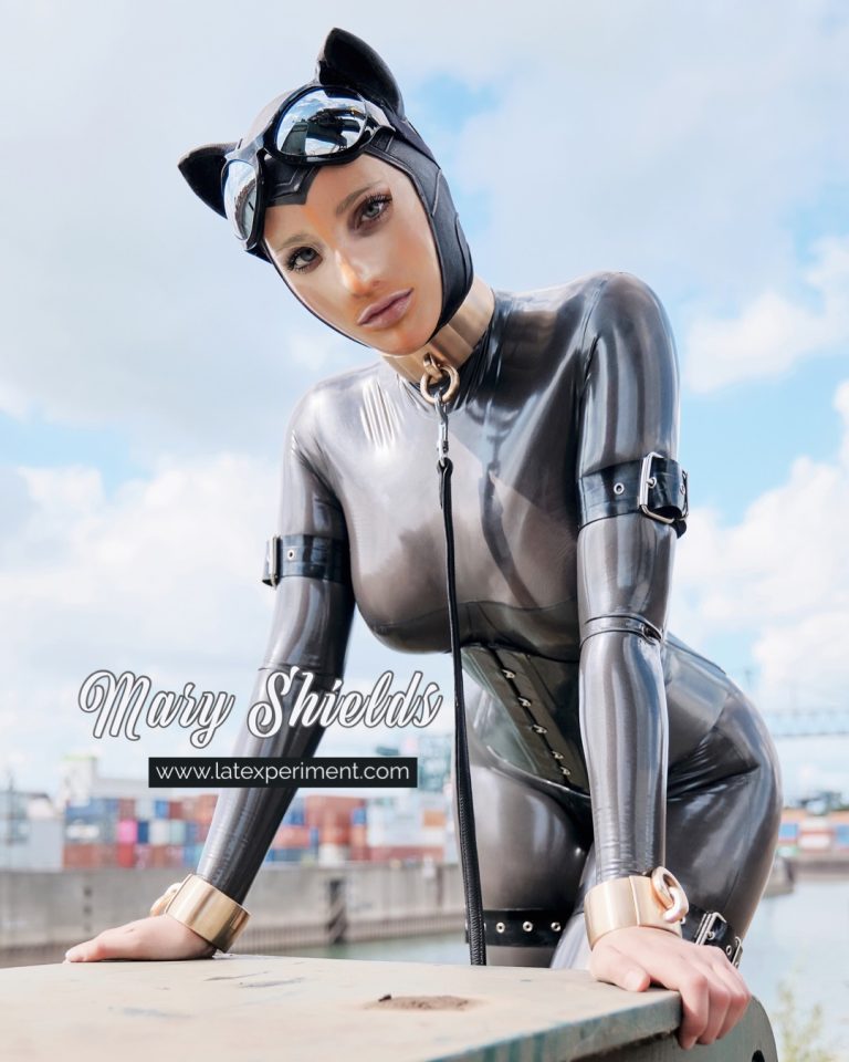 Bass's Favorite Goobold Furniture ~Fwa soon on Twitter: "RT @lord_latex: Here's something a bit ...