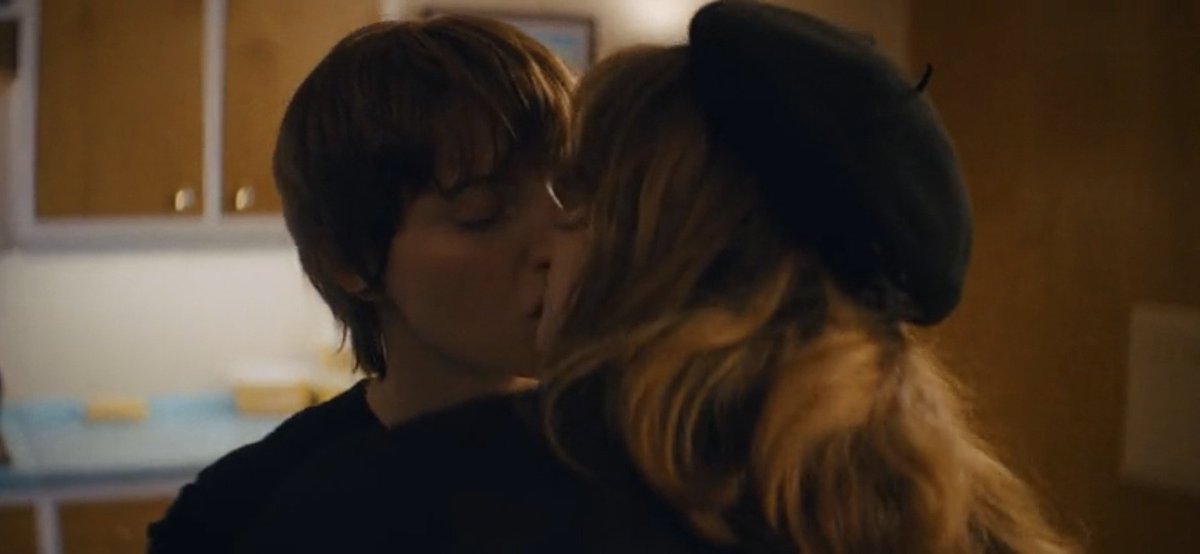 Les Bi Honest on Twitter: "Cynthia e Lydia - Grease: Rise of The Pink Ladies"