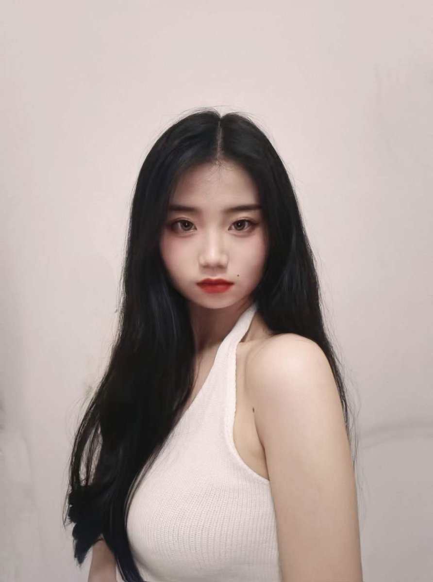 Hhhh On Twitter 又纯奶又大的学姐 学生母狗 反差婊投稿 反差学生妹 极品美女 骚货 贱逼 贱畜母狗 射屏美女