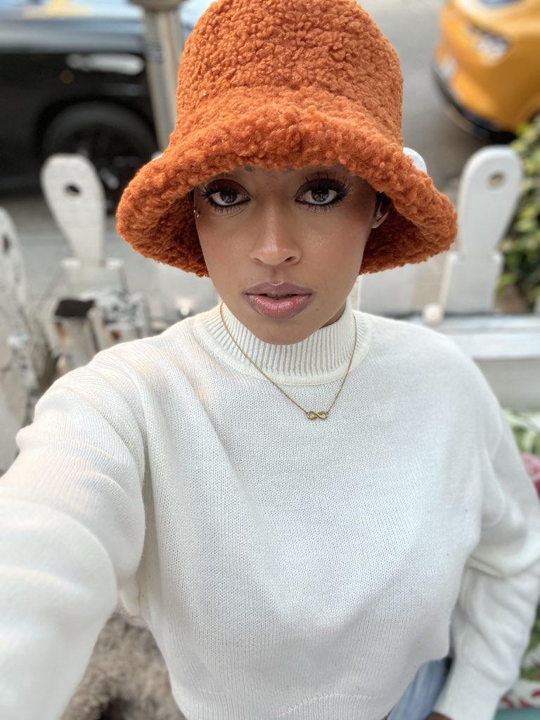 Cherry Hilson San Diego On Twitter Supreme 🧡