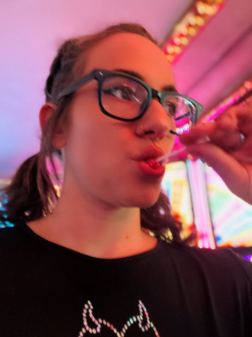 TW Pornstars - 🌹 Daddy Fox Ryker 🥀 VEGAS. The most liked pictures and ...