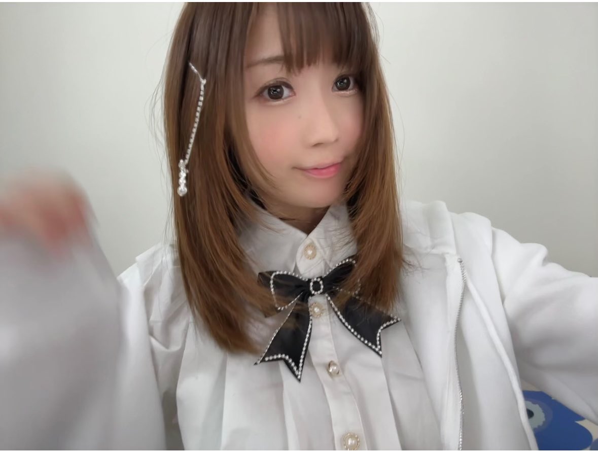 みぃ子 On Twitter ♡ ぼ〜っとしながら着ちゃダメだねっ💗笑 ねぇねぇ、gwもう始まってるの?? 水曜からだと思ってた! みんな