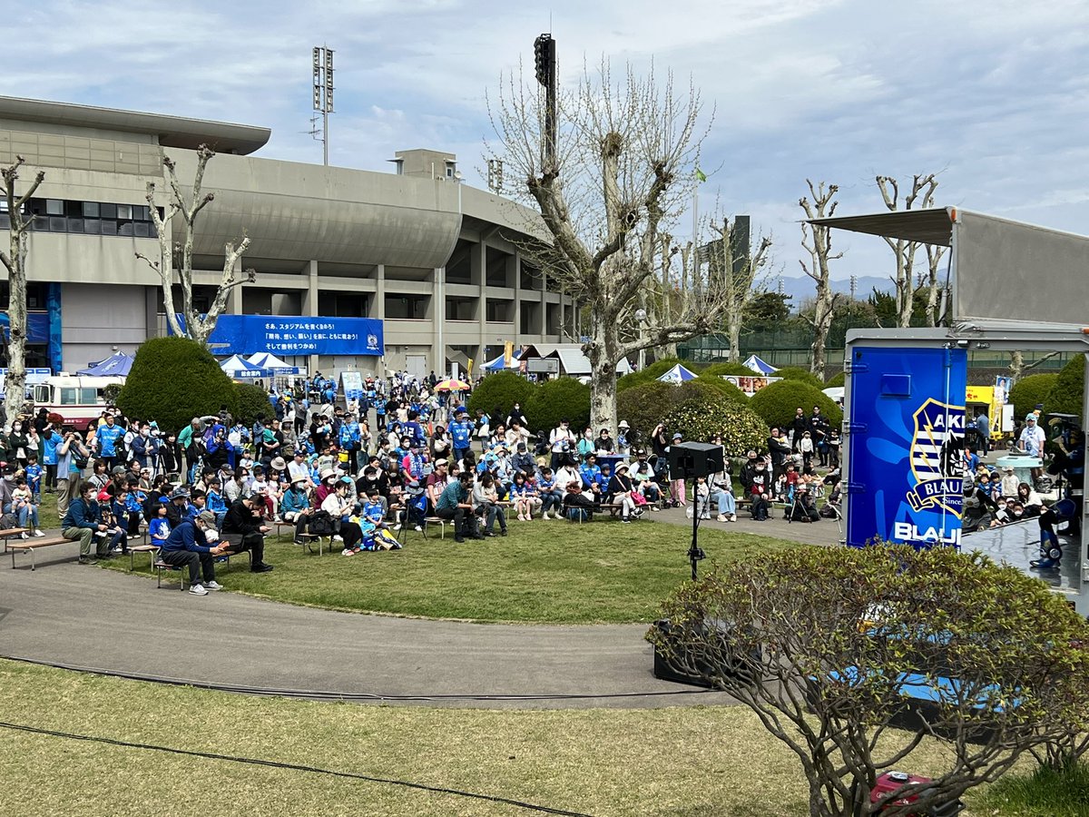 ブラウブリッツ秋田(公式) On Twitter 東電化工業 東商事 Presents Bbパークステージにビートファイターaceによるヒーローショーが開催中🙌 ブラウブリッツ秋田