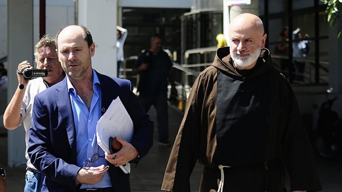 Infonews On Twitter Comienza El Juicio Contra Un Cura Por Abusos A Un