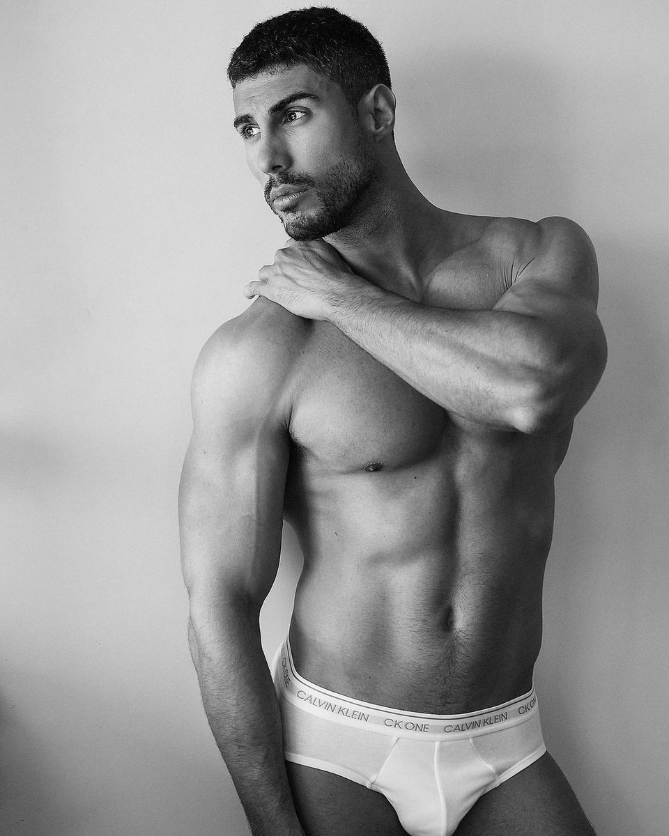 Hot Dudes Good Mood 🇺🇦 on Twitter: "Gio Iglesias by Alejandro Ramirez 📸"