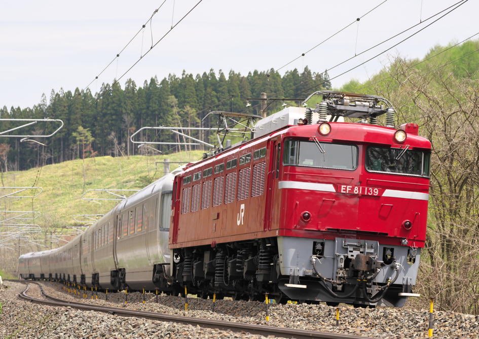 TAZ on Twitter: "2023.4.29 回9110レ EF81 139＋E26系12B 今年最初の撮影はいつもの場所で📷 https://t.co/WvzMlzZoH8 ...