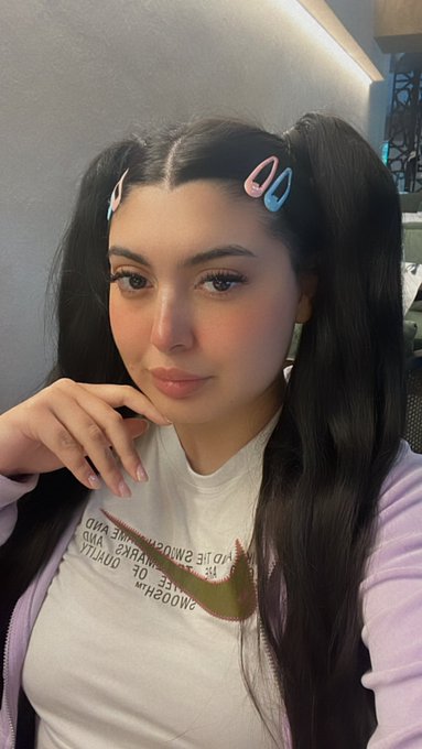 TW Pornstars - Alexandra Doremi. Pictures and videos from Twitter.