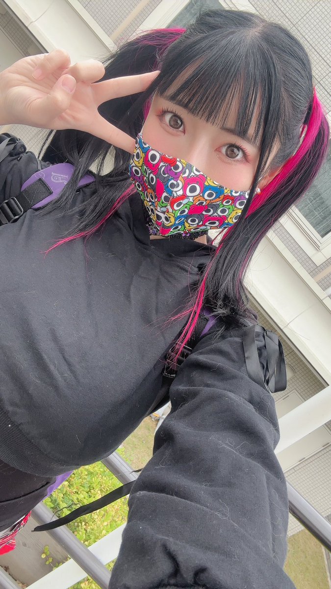 みねりおTikTok120万人突破YouTubeでASMR始動中(@mine_riorio) さんの裏垢画像・動画 – 裏垢女子ランキングナビ