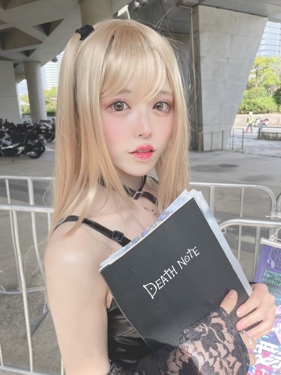 愛未 莉叶 まなみりか On Twitter ニコ超1日目ありがとうございました ︎ 年中黒髪だけど派手髪ありですかね? ニコニコ超