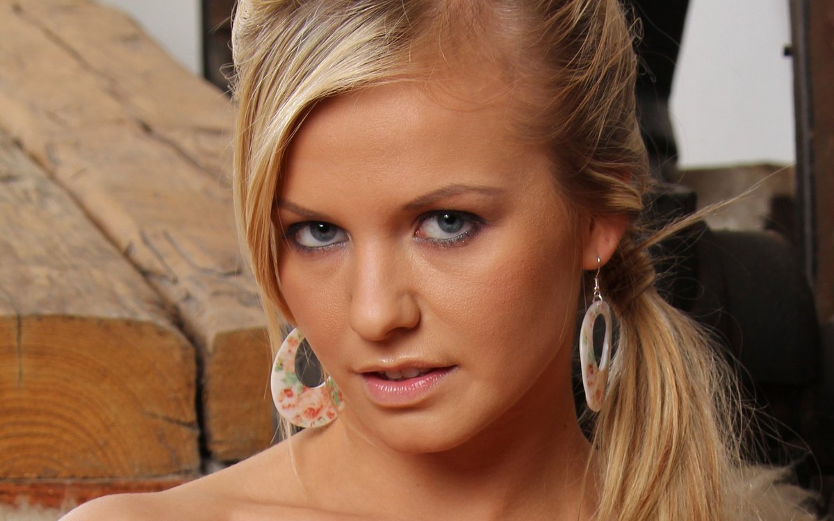 ใ๐ ๐น ๐ด๐ฉ๐ฐ๐ต๐ด ๐ๅฝก On Twitter The Face ๐ The Pussy ๐ฑ Pussyportraits