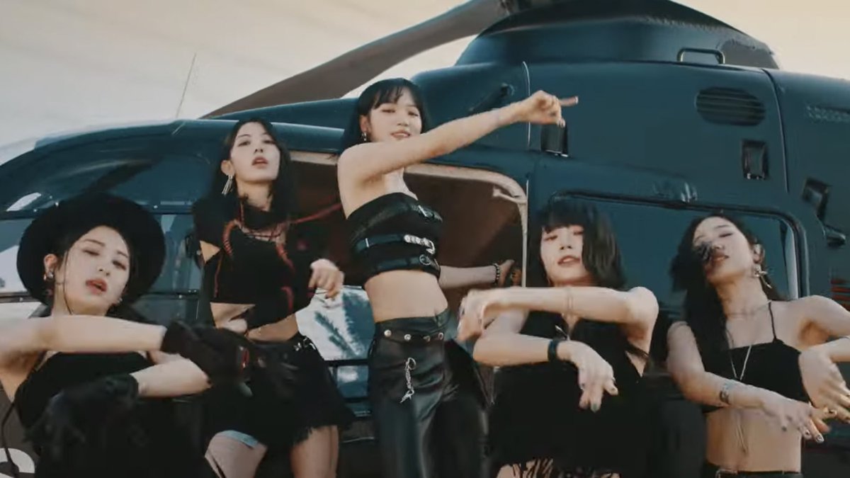 le sserafim pics on Twitter: "UNFORGIVEN MV TEASER"