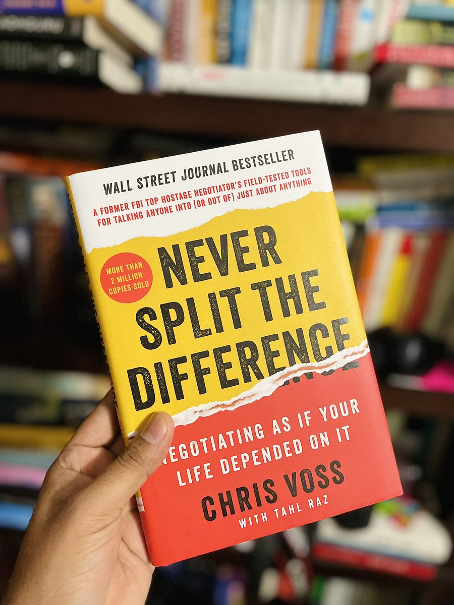 7 books to master 7 Important Skills in 2023 🧵 1) Negotiation — Never ...