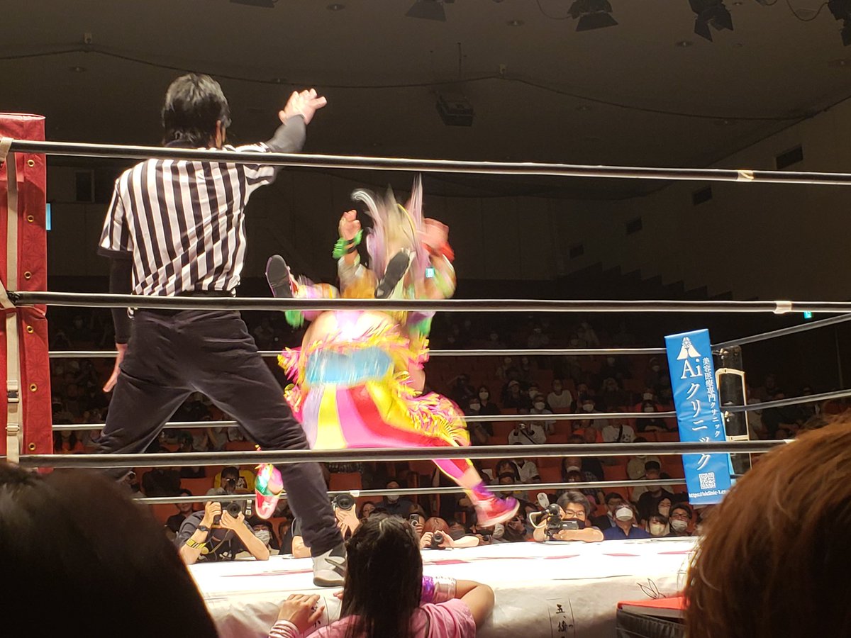 ひでじいさん On Twitter ディアナ 後楽園、井上京子vsウナギサヤカ。前半は京子が二日酔いなのかどうなっちゃうかと思ったが、後半はほぼ不良娘を躾るオカン状態。雪崩式ブレーン