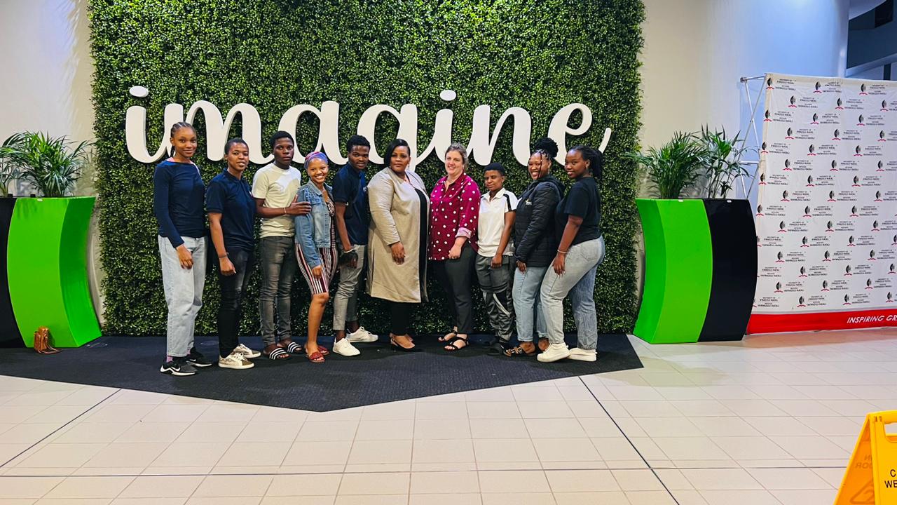 Qiniso Mvelase (@MvelaseQiniso) / Twitter