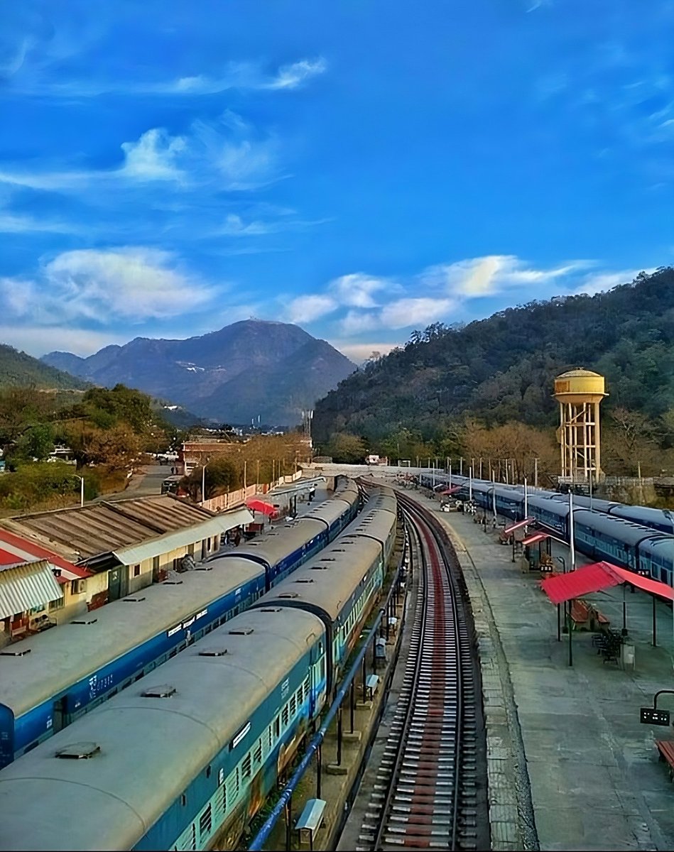 10 of the most beautiful Railway stations in India 1. Cherukara Railway ...