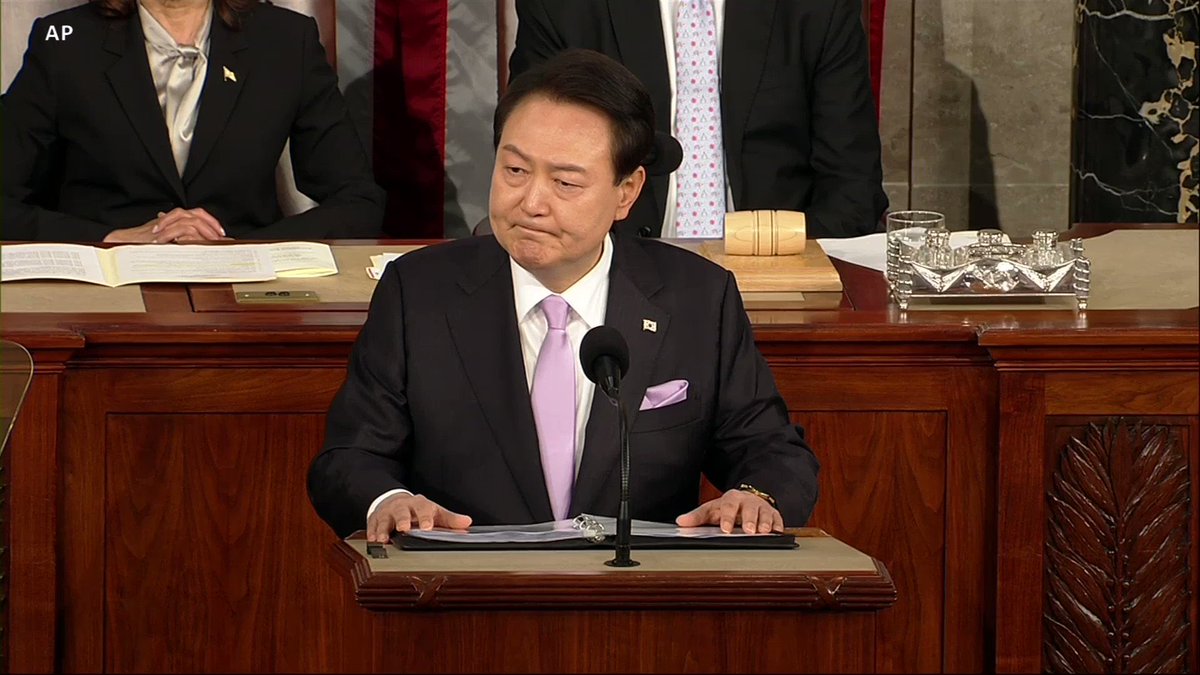 许四多 On Twitter 韩国总统赴美诠释马学: 马学 严格的dress Code 没有一定社会的阶级和阅历 无法入门 根本不好意思佩戴方巾