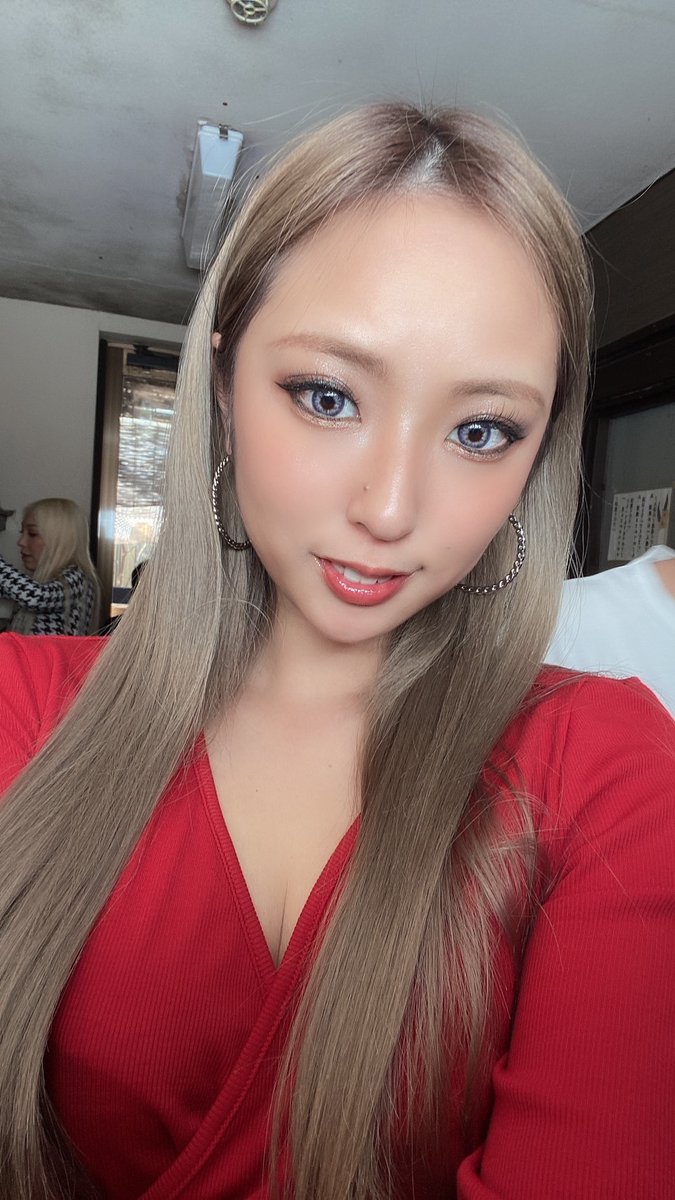 有星あおり💫 On Twitter 男優さんとのあと、シャワーまでadさんに肩を貸して貰わないとガクガクで歩けない有星…💦 Adさんいつも