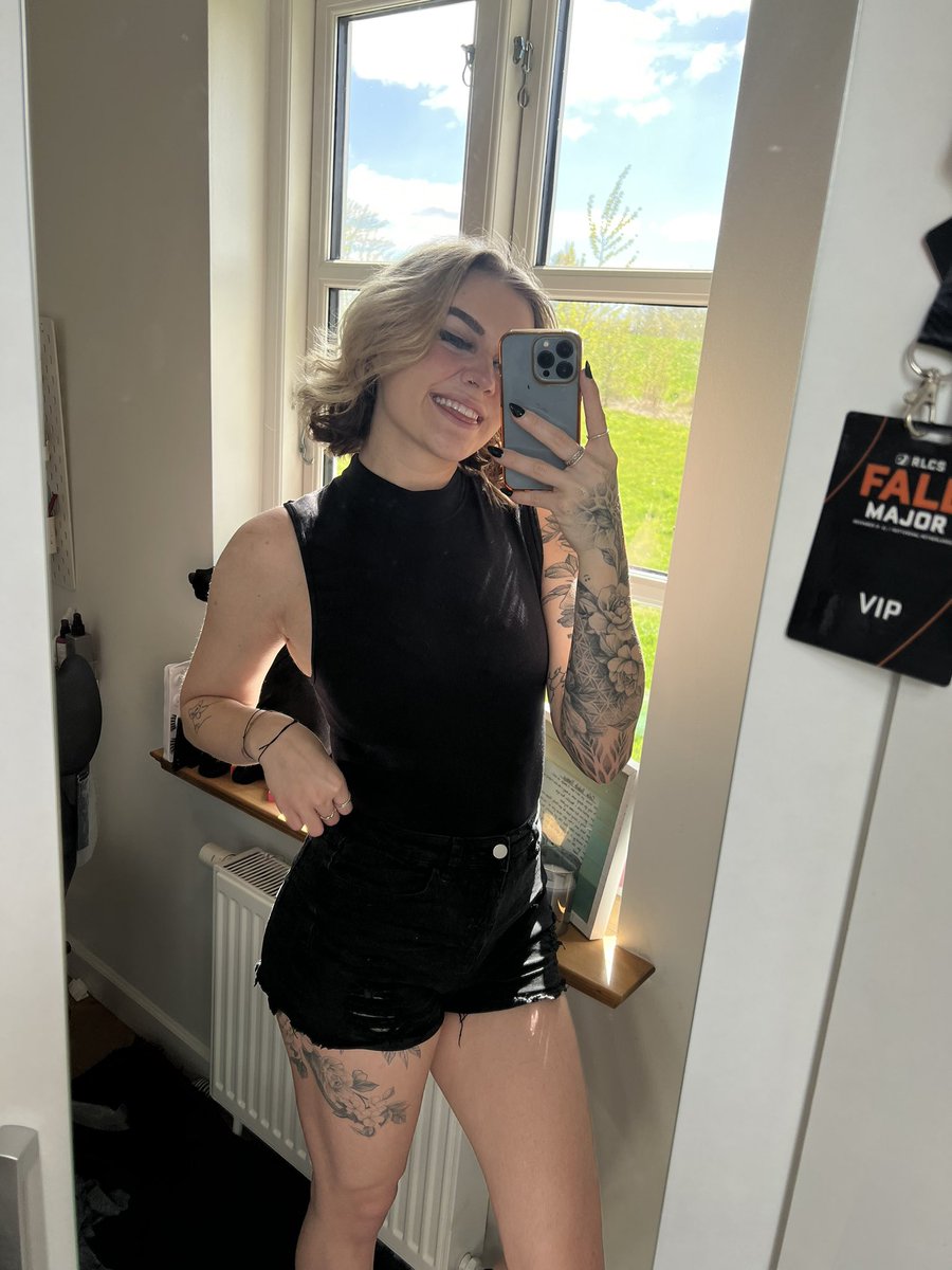 G2 Cailee On Twitter Felt Cute Might Delete Later
