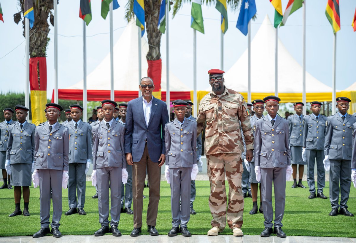 Africa Updates on Twitter: Africa Updates on Twitter: