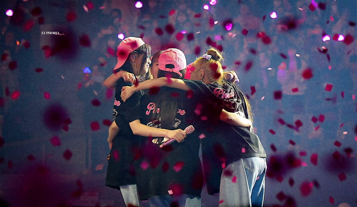 ᴇᴜɴᴊɪʜʏᴏʀɪ🍸;boa on Twitter: "RT @EUPHORIA_JEJ: 𝐀𝐏𝐈𝐍𝐊 𝟏𝟐𝐭𝐡 𝐀𝐍𝐍𝐈𝐕𝐄𝐑𝐒𝐀𝐑𝐘 서로가 곁에 있는 게 당연한, 그럼에도 당연하지 ...