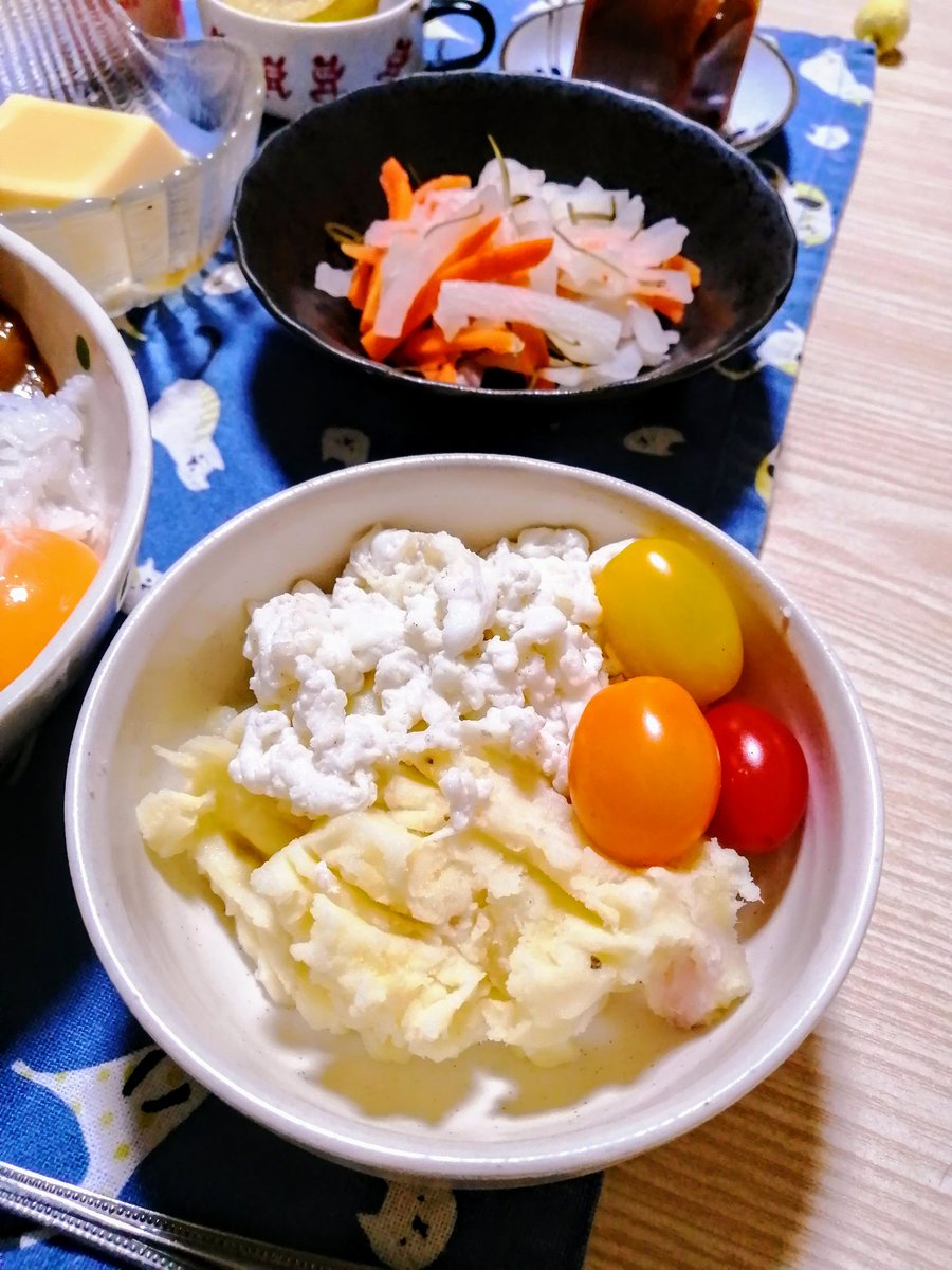 アル中おやぢ OKKUN on Twitter: "【晩ごはん】 ※ アル中なのに飲まないで用意して、いただき、後片付け。 鶏ささみ紫蘇かつカレー 卵黄乗せ ポテトサラダ 炒り卵白乗せ 玉子 ...