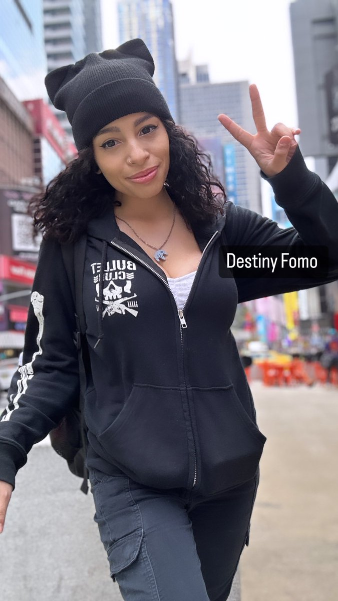 Destiny Fomo on Twitter: "Live now from the streets! http://Twitch.tv/destinyfomo"
