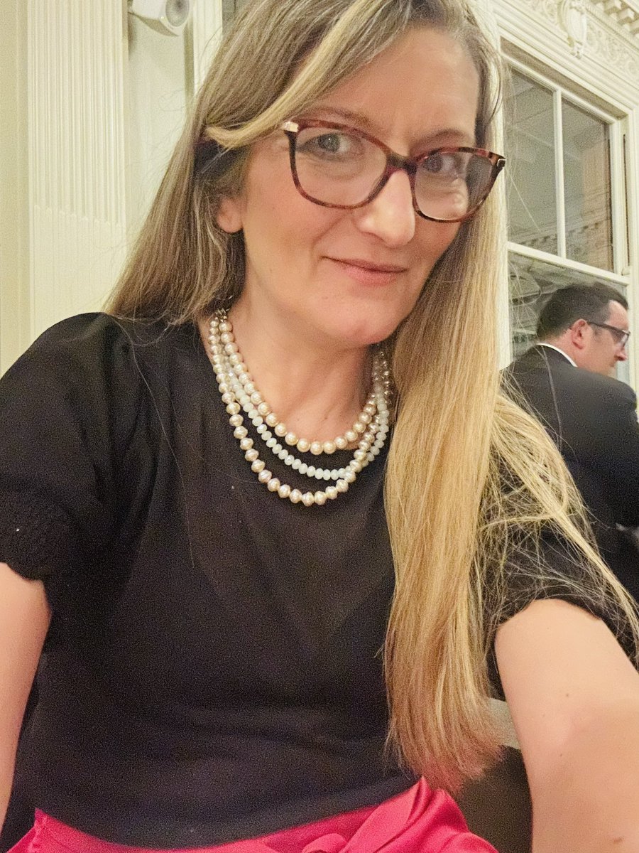 Elizabeth Ammon on Twitter: "Bit of a do"