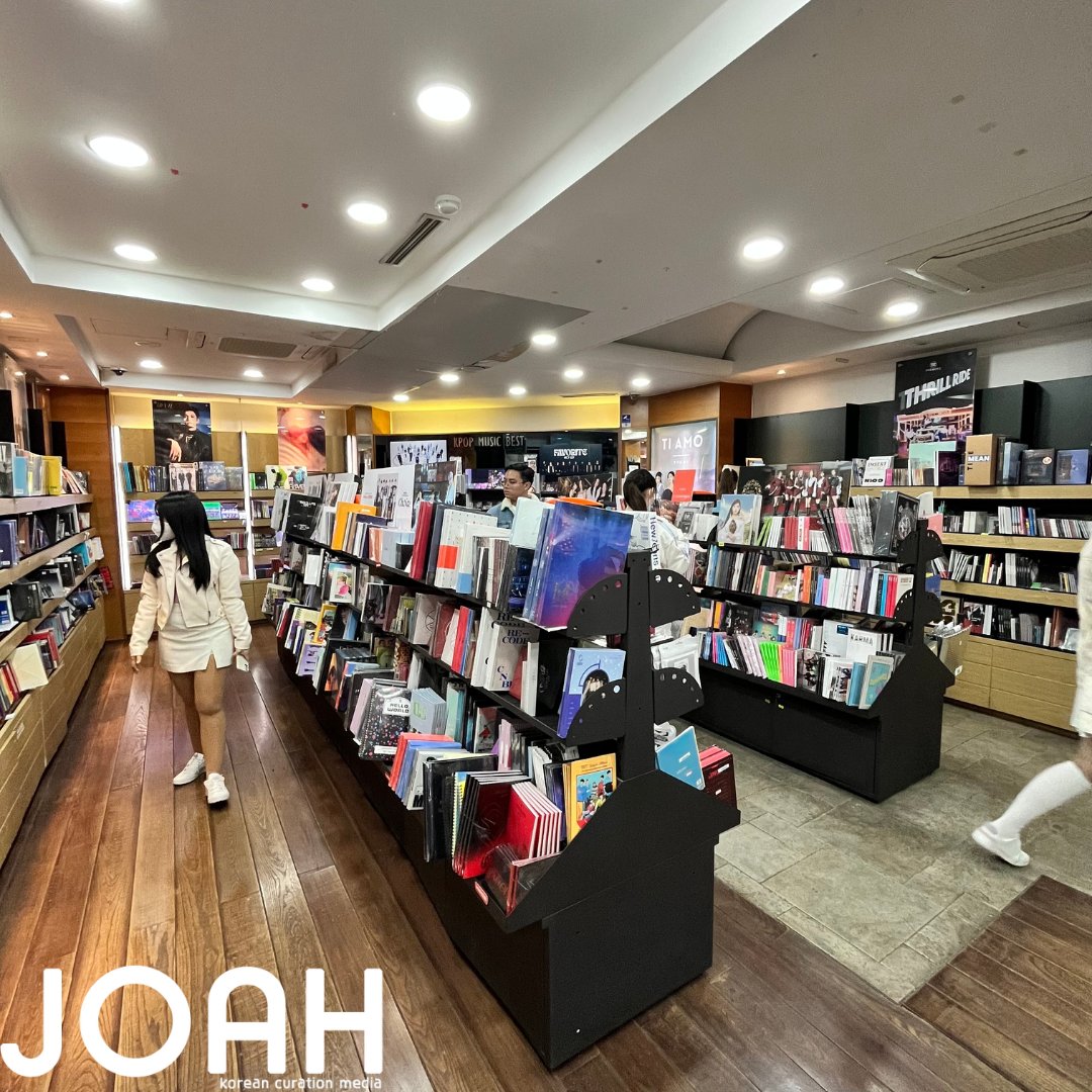 JOAH-韓国トレンド情報サイト- on Twitter: "アイドルのCDとか韓国で買いたい人におすすめ🫶💗明洞にあるMUSIC KOREA♪全部正規品で安心だし、昔のアルバムとかいろんなの ...